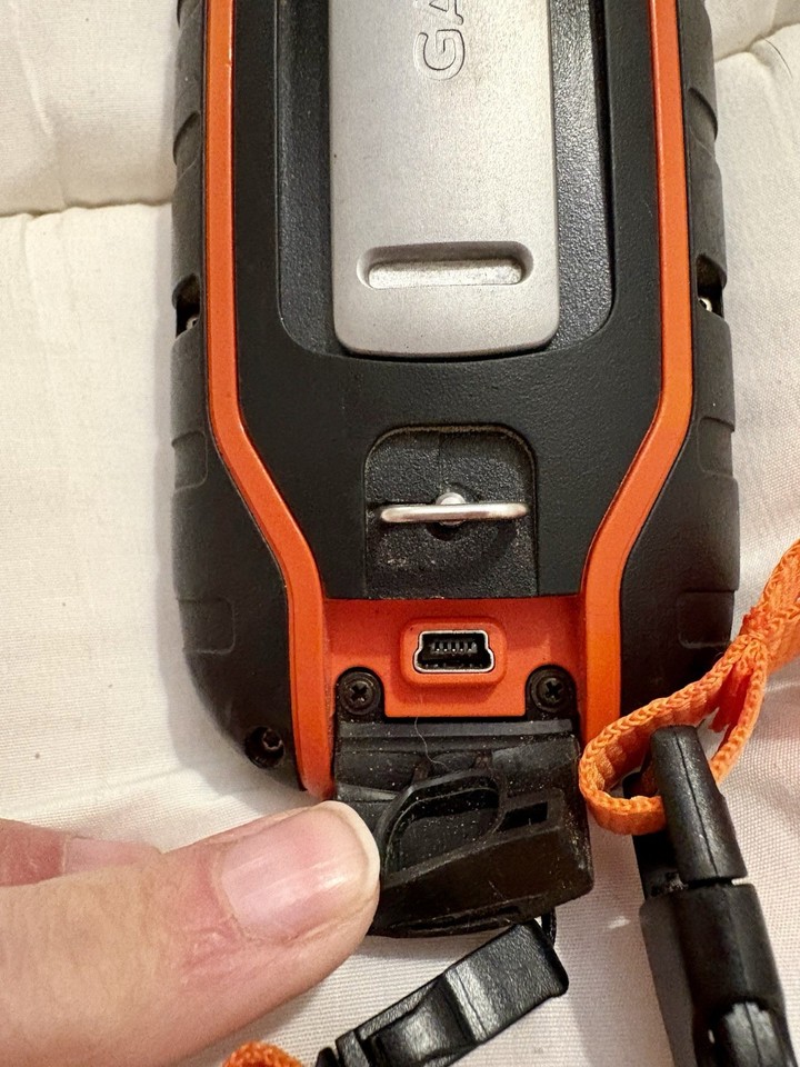 Garmin Alpha 100 GPS Handheld - Excellent Condition with Charger & 2 ...