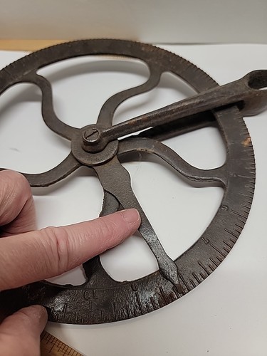 Vintage Wiley & Russell Metal Measuring Wheelwright Traveler 24" Green ...