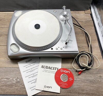 ION Audio iTTUSB USB Turntable Vinyl to Digital Converter Player ...