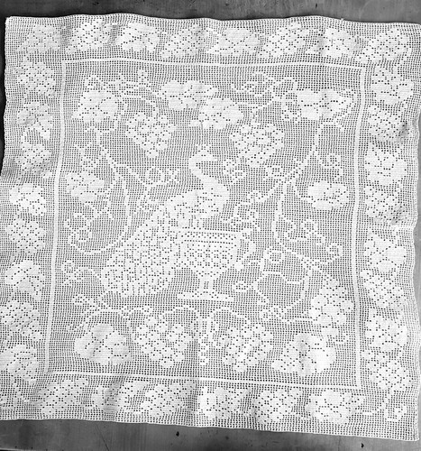 Vintage Mary Card Filet Hand CROCHET "Peacock & Vines" Design White ...
