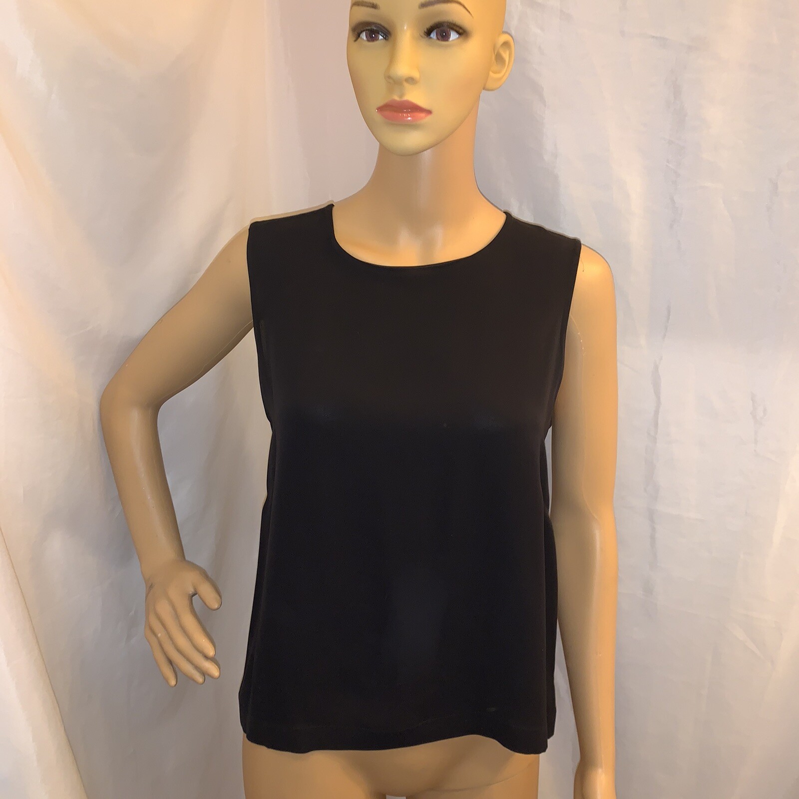 pre-loved auth CHANEL size 40 black silk TANK sleevel… - Gem