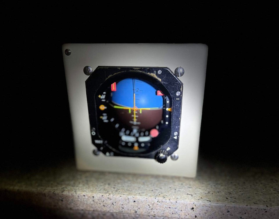 RUSSIAN ELECTRIC ARTIFICIAL HORIZON INDICATOR Pilot and Command ...