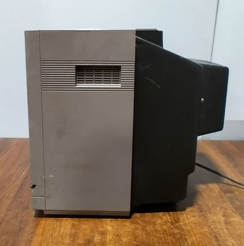 Vintage Commodore 1702 Video Monitor for C64 C128 for sale online | eBay