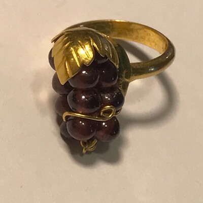 Vintage 22K Yellow Gold & Amethyst Grapes Ring 5.7 g size 4 | eBay