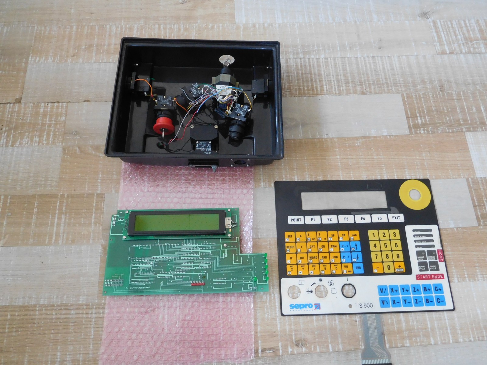 Sepro Robotics S900 Keypad Operator Controller, Sepro 20E64201 Various ...