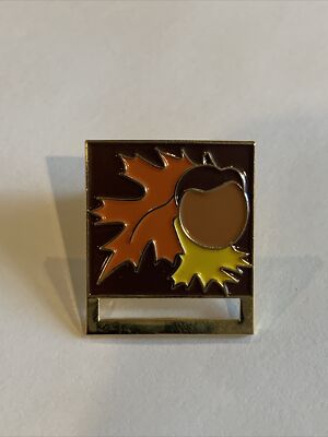 Clip-eze Gold Tone Enamel Badge Holder Pin Fall Leaves Acorn Autumn ...