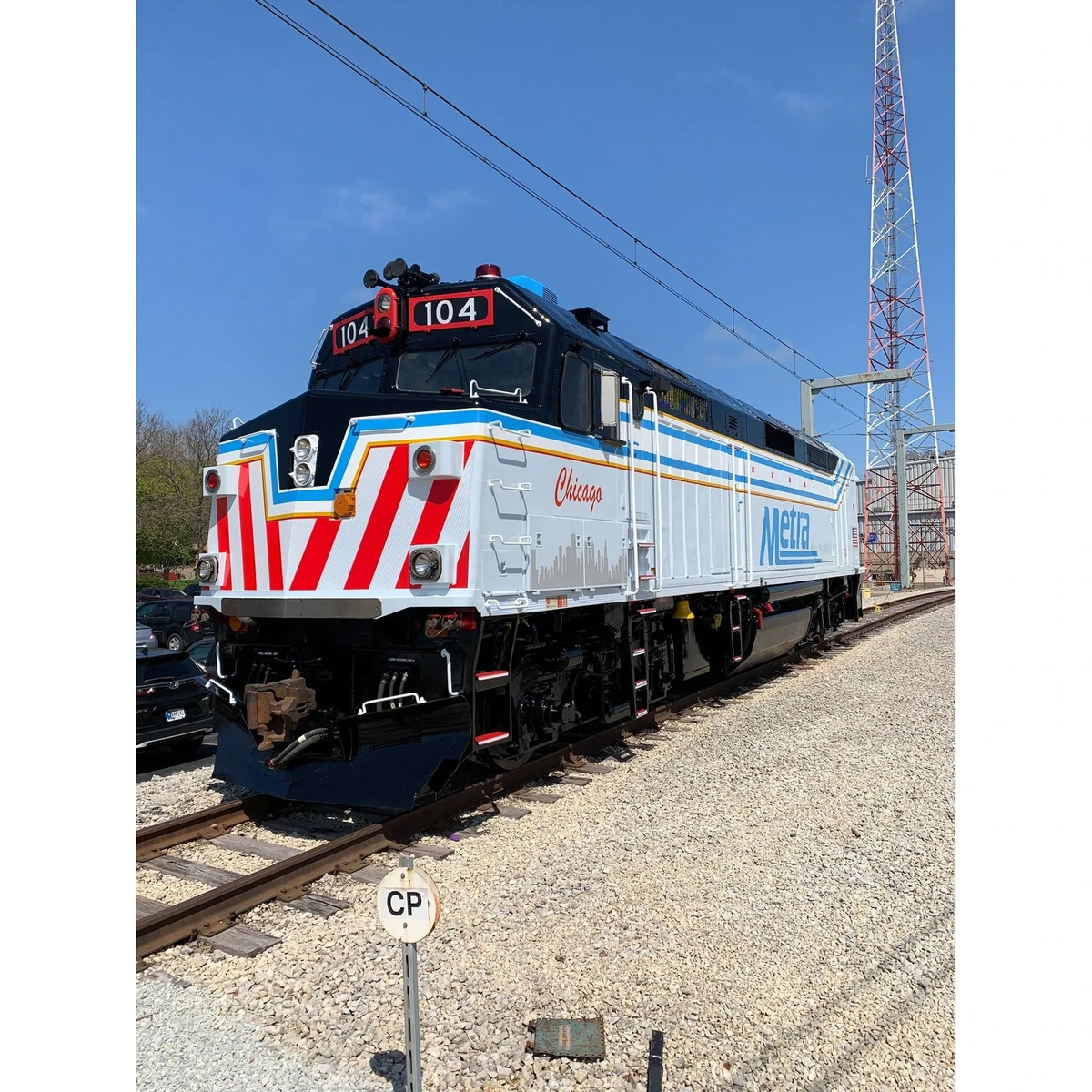 HO Scale Metra 104 City Of Chicago EMD F40PH Locomotive