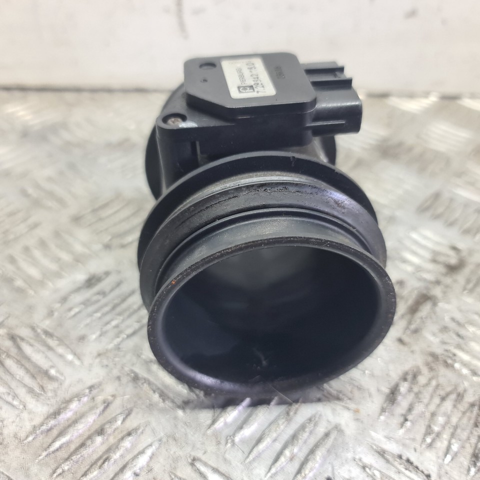 Volvo V70 01 mass air flow sensor 2.4 Petrol B5244S2 7.28342.15.0 00-03 ...