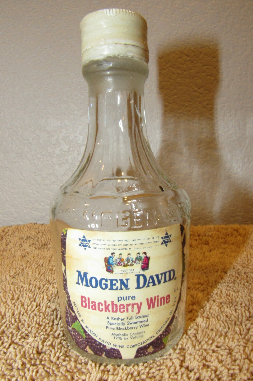 Vintage Mogen David Blackberry Wine 4 Oz. Mini Glass Bottle EMPTY | eBay