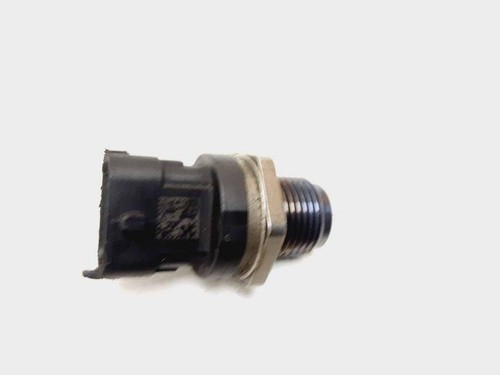 VOLVO XC70 II 0281002707 Capteur de Pression de Carburant 2.40 Diesel ...