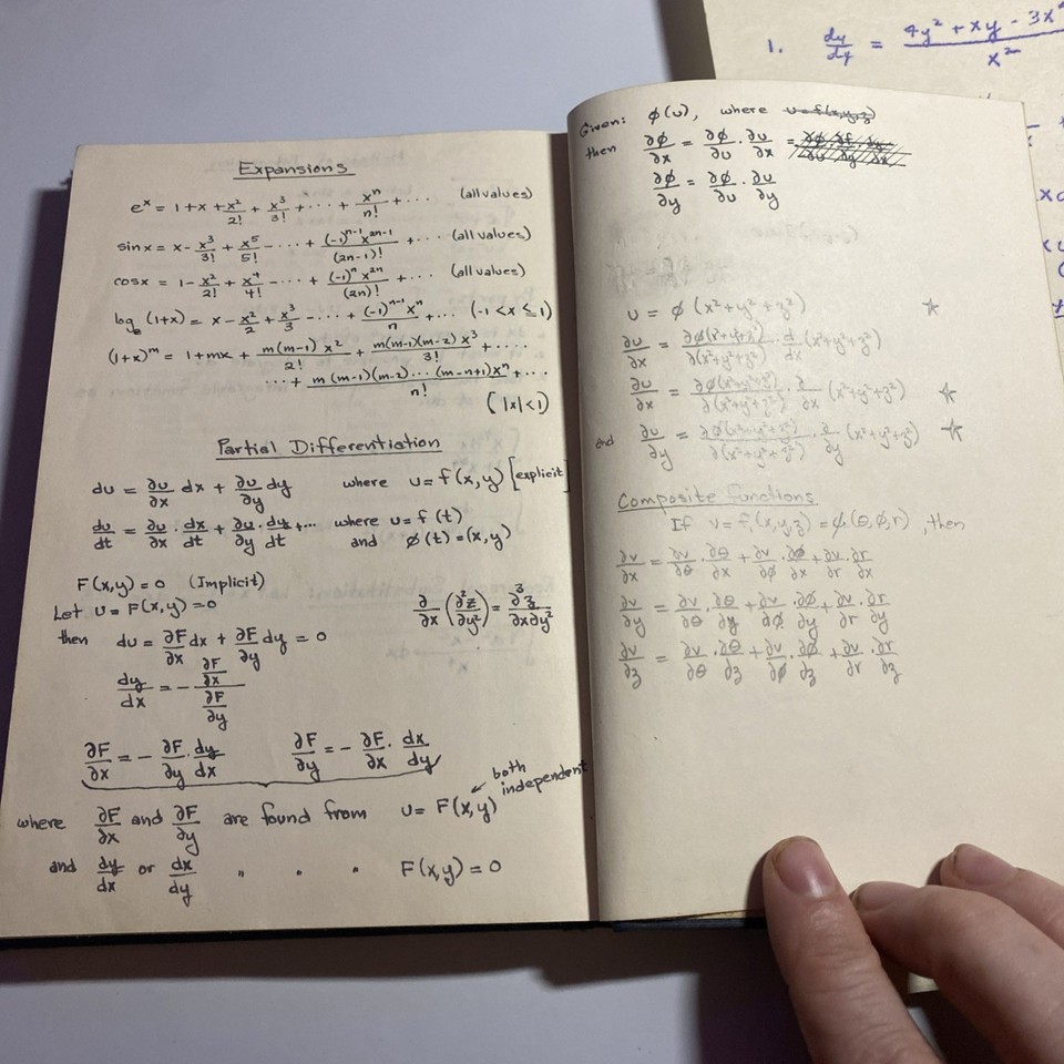 Introductory Course in Differential Equations, Daniel A. Murray, 1947 ...
