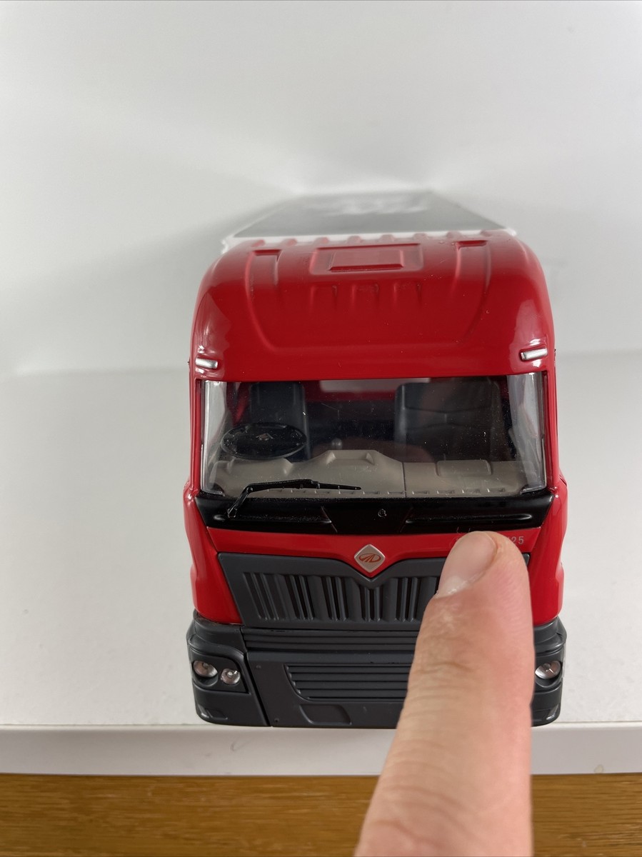 Mahindra Navistar Bus