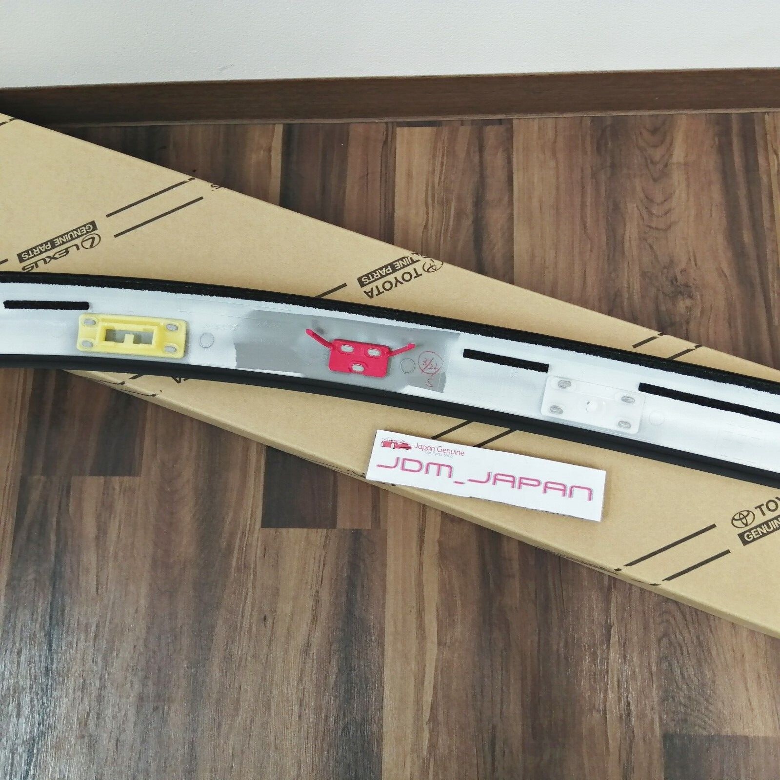 Toyota 75503-35061-A0 Genuine FJ Cruiser 07-14 Outside Upper Windshield ...