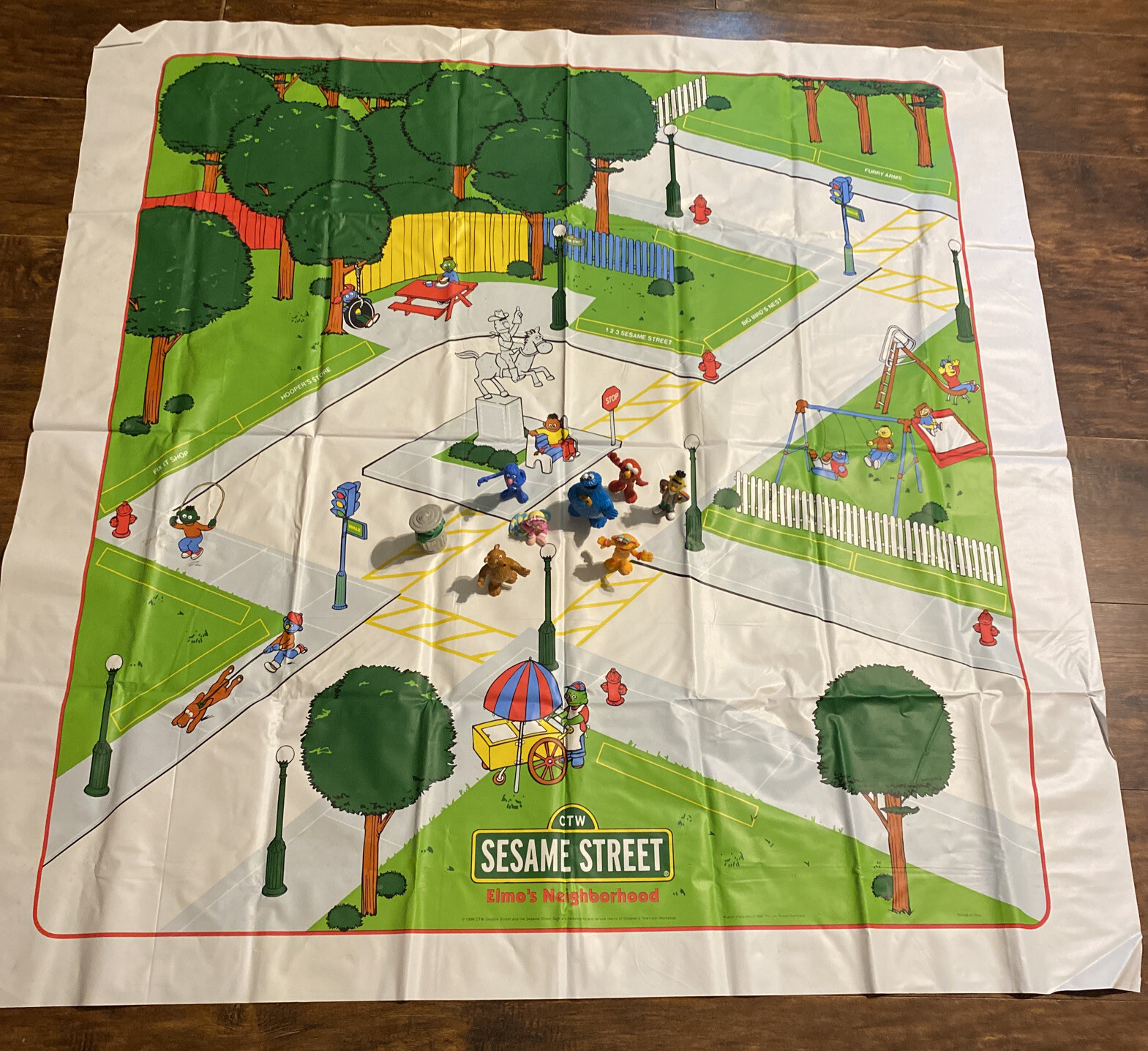 Vtg 1998 Sesame Street Elmo"s Neighborhood Vinyl Play Mat W/8 Henson ...