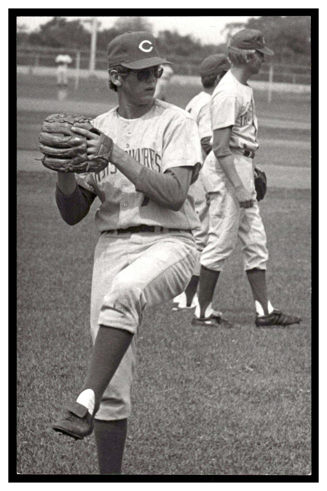 Tom Hume Cincinnati Reds Vintage Baseball Postcard PCCR | eBay