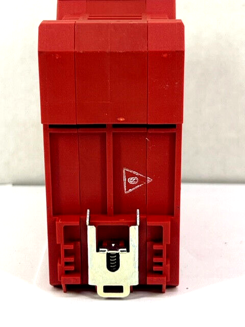 Allen Bradley Guard Master Model MSR138DP (440R-M23143B) Safety Relay ...