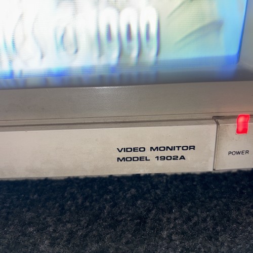 Vintage Commodore 1902A CRT Video Computer Monitor Tested And Works ...