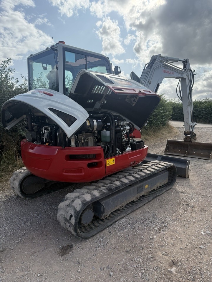 Takeuchi TB260 Excavator, 1182 HOURS! 6 Buckets, 5 Ton, Kubota, JCB ...