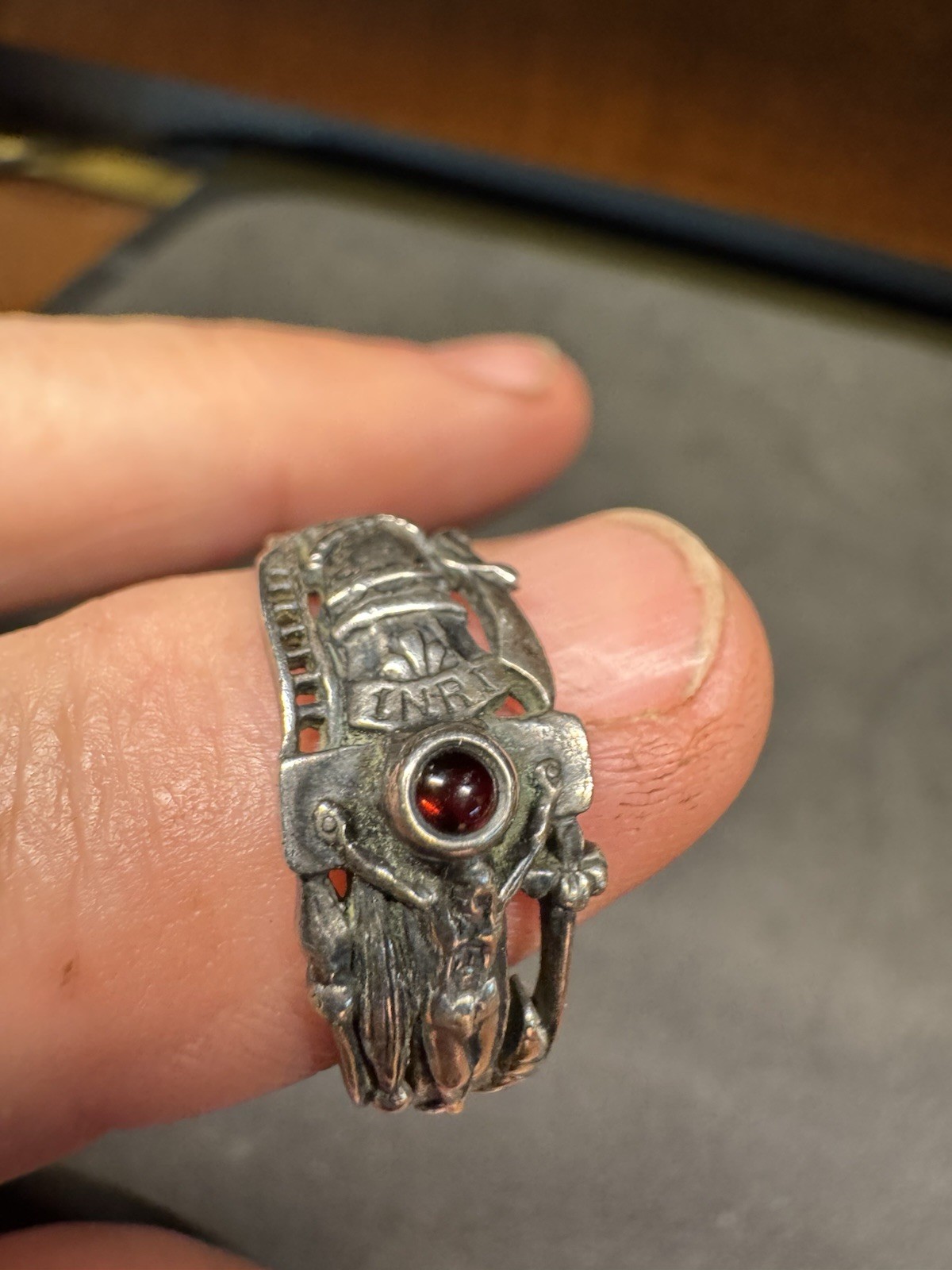 Retired James Avery Martin Luther Ring - Gem