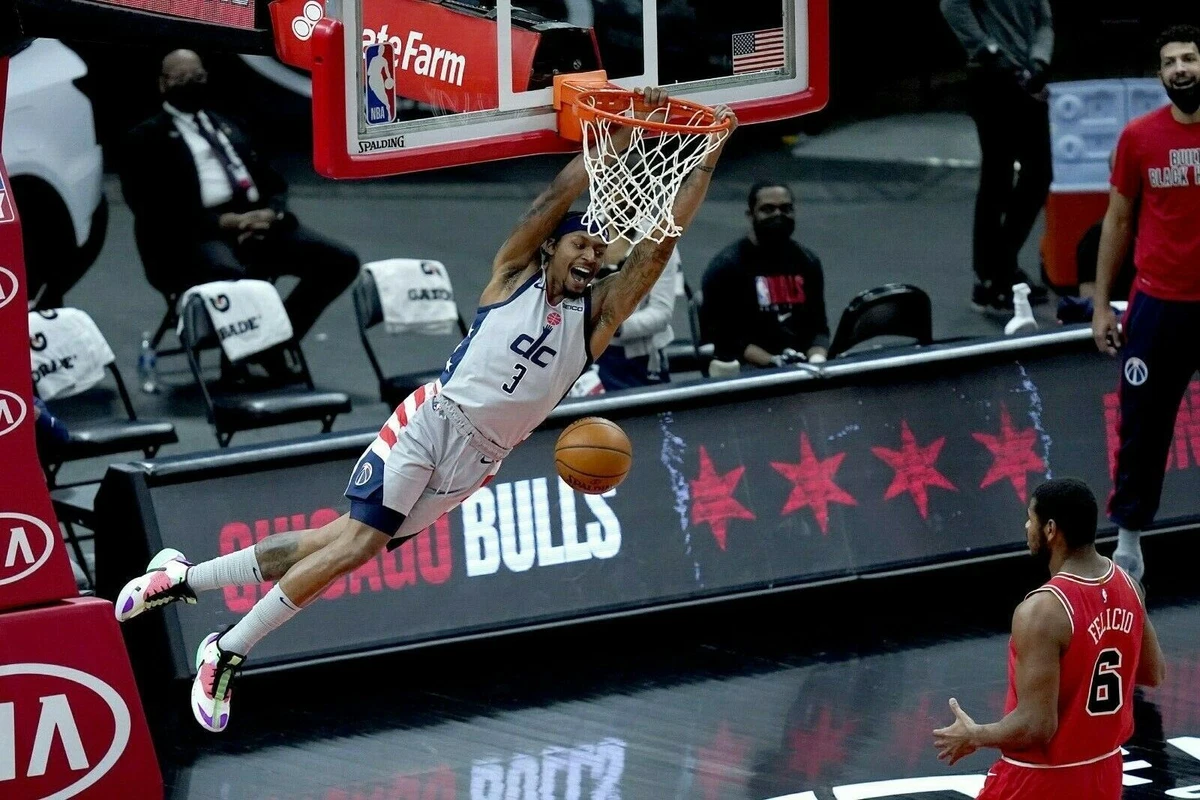 Bradley Beal Wizards Dunk