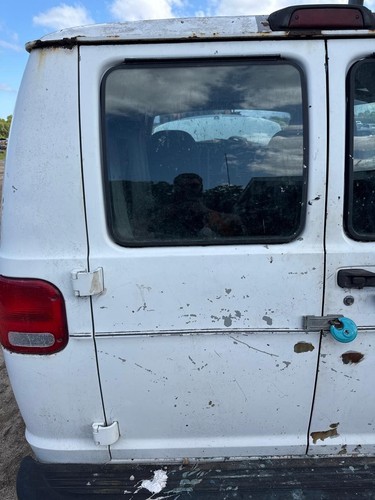 (LOCAL PICKUP ONLY) Back Door DODGE VAN 1500 SERIE Left 97 98 99 00 01 ...