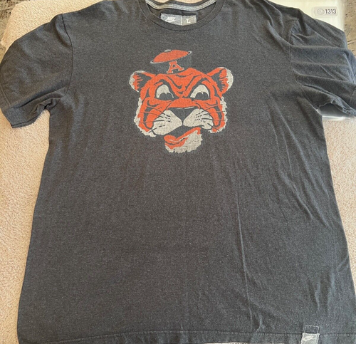 VINTAGE Nike Auburn Tigers Aubie Shirt Adult Large L Gray Short S War ...