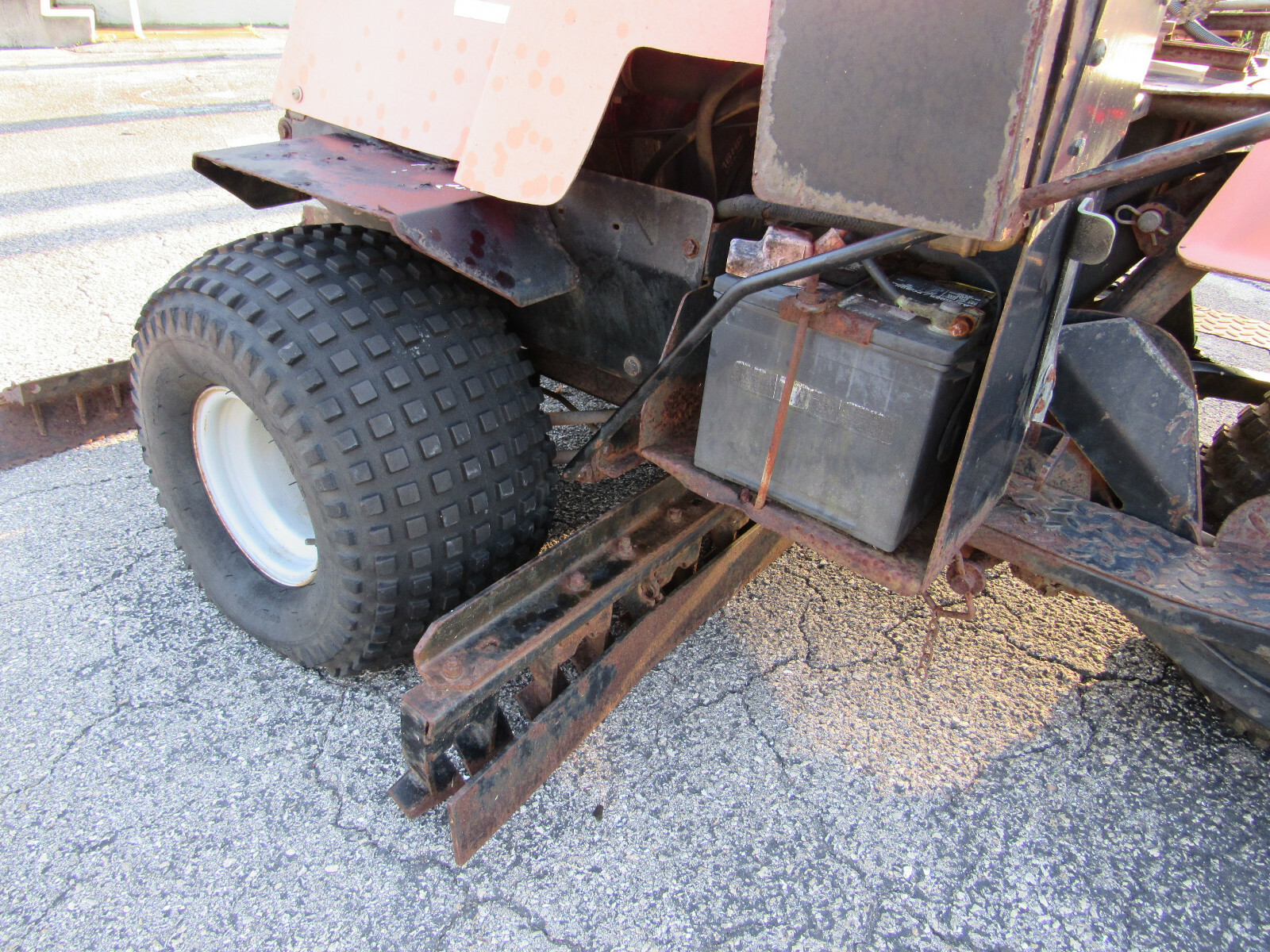 Jacobsen Groom Master Gas Sand Trap Rake Center Scarifier & Plow | eBay