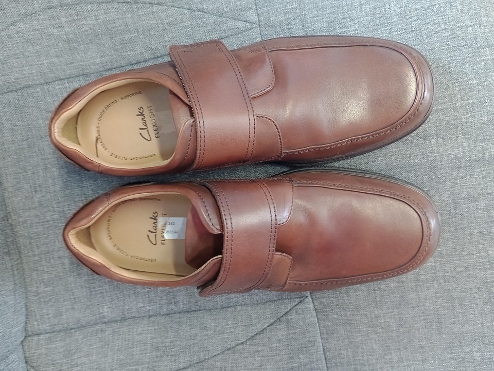 Clarks Flexlight brown leather easy close wide fit shoes size 9H | eBay UK