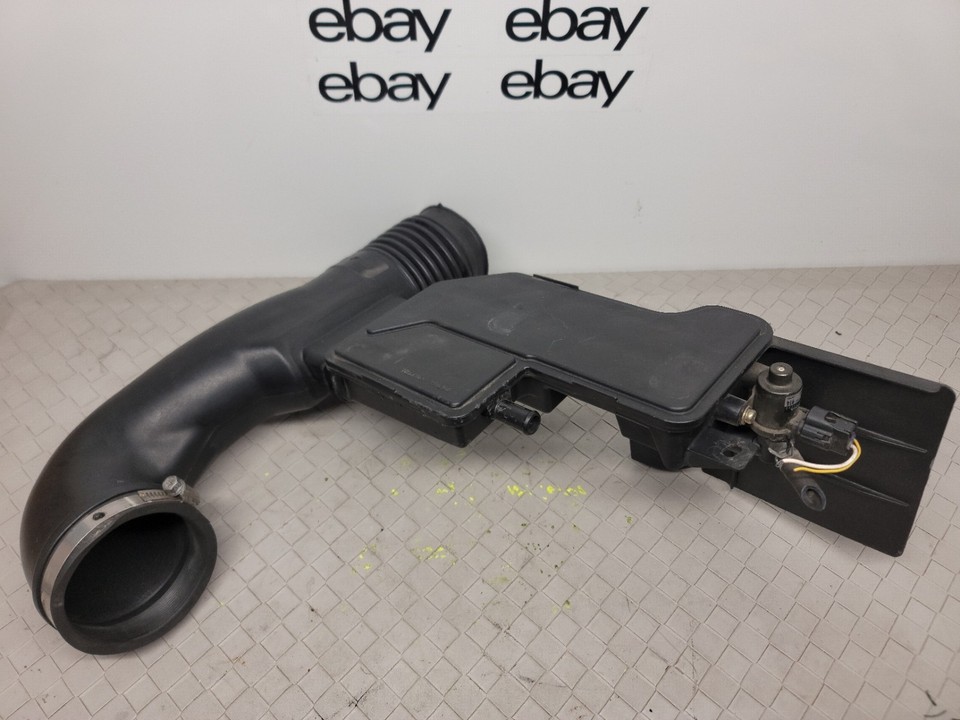02-05 Lexus GS430 SC430 Air Cleaner Intake Resonator Connector Tube ...