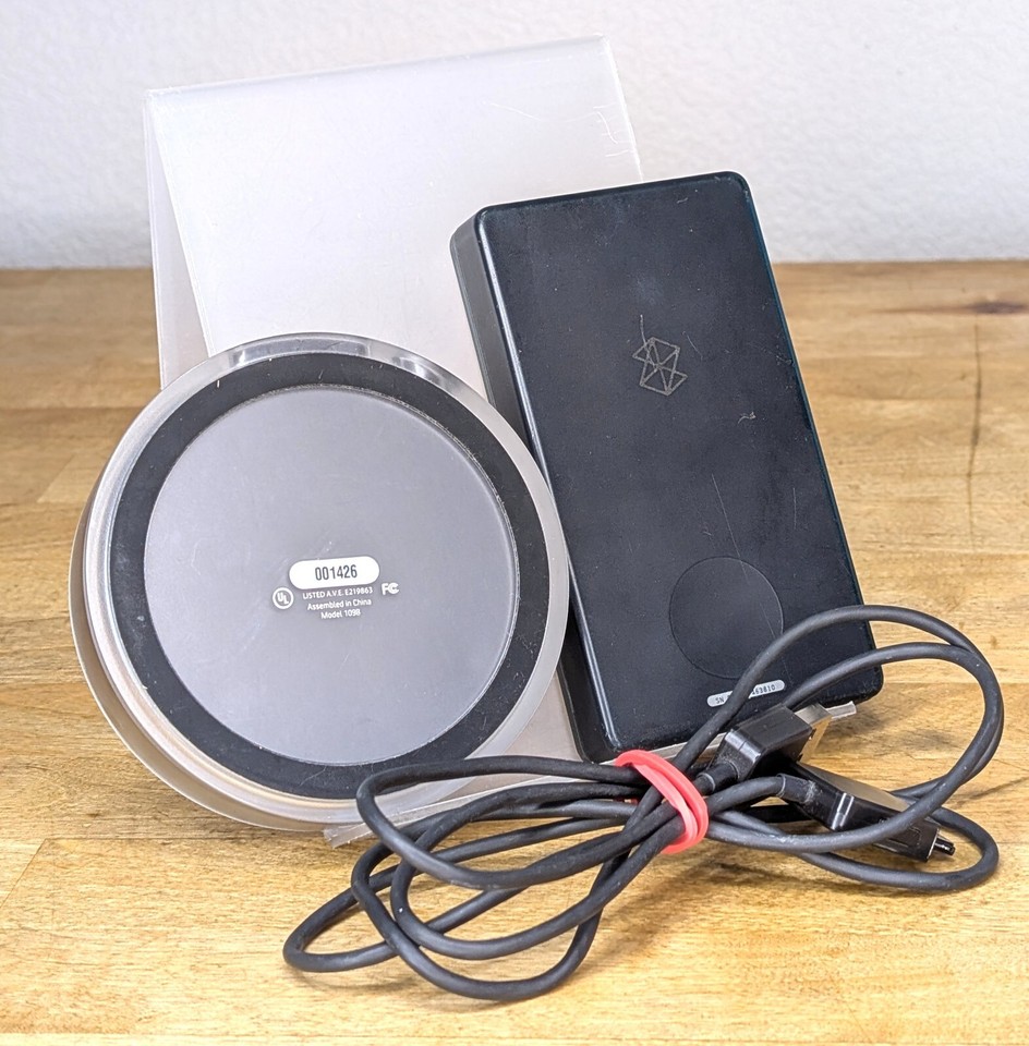 Microsoft Zune Portable Digital Media Player Model 1089 30GB (Black ...