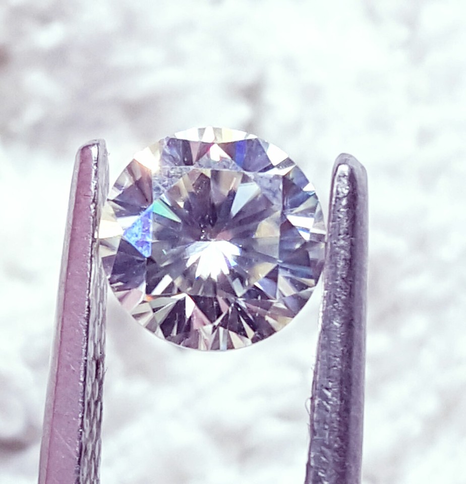 Synthetic Moissanite Clean White (H) Color Certified Loose Gemstone 0. ...