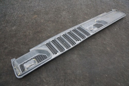 Front Wiper Cowl Grille Air Vent Panel 68307260AC Jeep Wrangler Jl 18 ...
