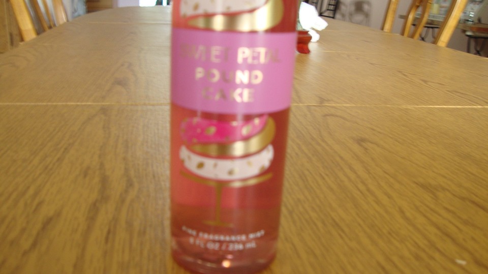 Bath & Body Works Sweet Petal Pound Cake Fragrance Body Mist Spray 8oz ...