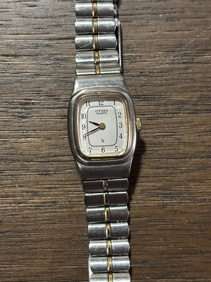 Citizen Quartz Women's Silver Gold Watch Two Tone Band 8030633 | eBay