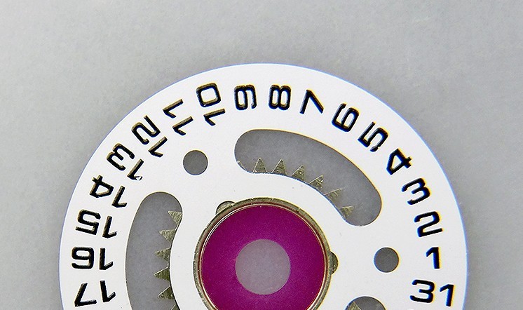 Genuine Rolex 2135 6900 2 Bold Number White Date Disc Wheel Ladies ...