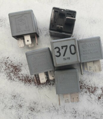 Org. VW Passat 3B Audi A3 A4 A6 4F B5 8D Relais 370 8D0951253 Relay ...