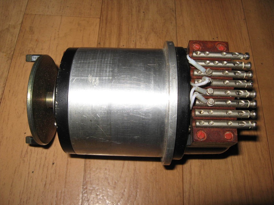 vintage SOVIET MILITARY generator transfotmator лш3010035 500hz 110v ...