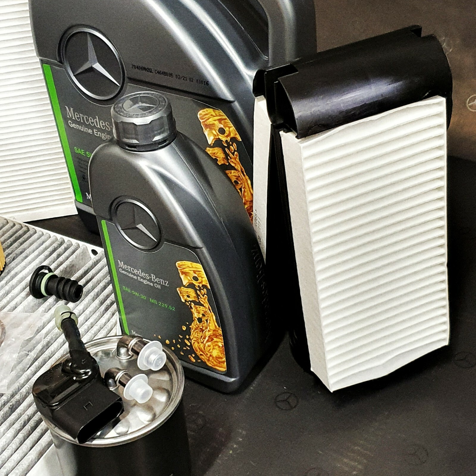 Genuine Mercedes Service Kit C Class C220CDI W205 651 Oil & Filters ...