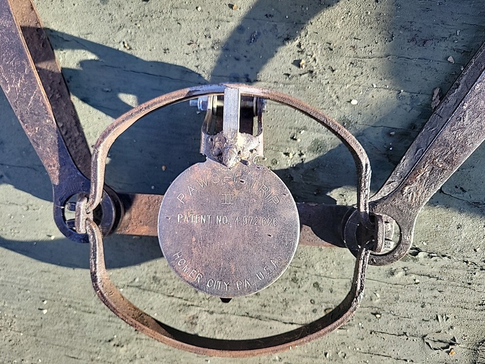 Victor Number 4 Longspring Foothold Traps Paws I Trip Dogless Modified ...