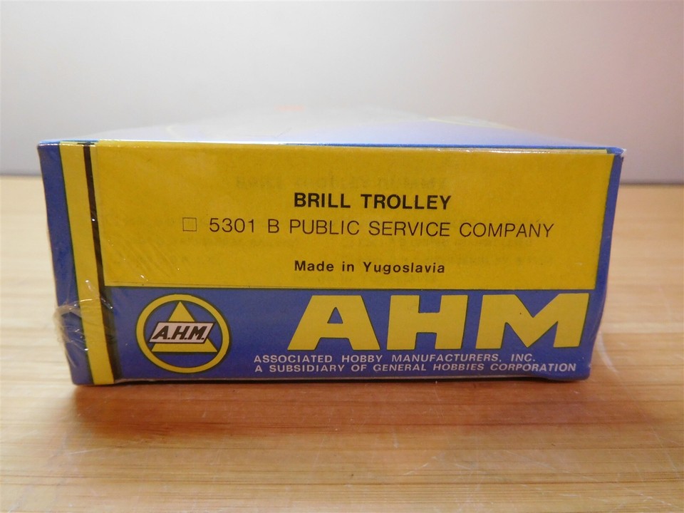 AHM - HO Scale - Brill Trolley 5301 B Public Service Company Car - NIB ...