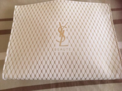Neuve une trousse maquillage YSL neuve | eBay