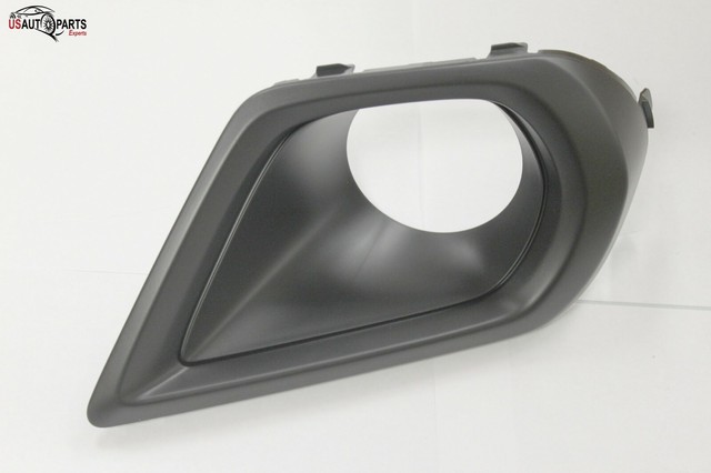 Premium Fit Front Passenger Side Fog Light Bezel 57731SG020 for sale ...