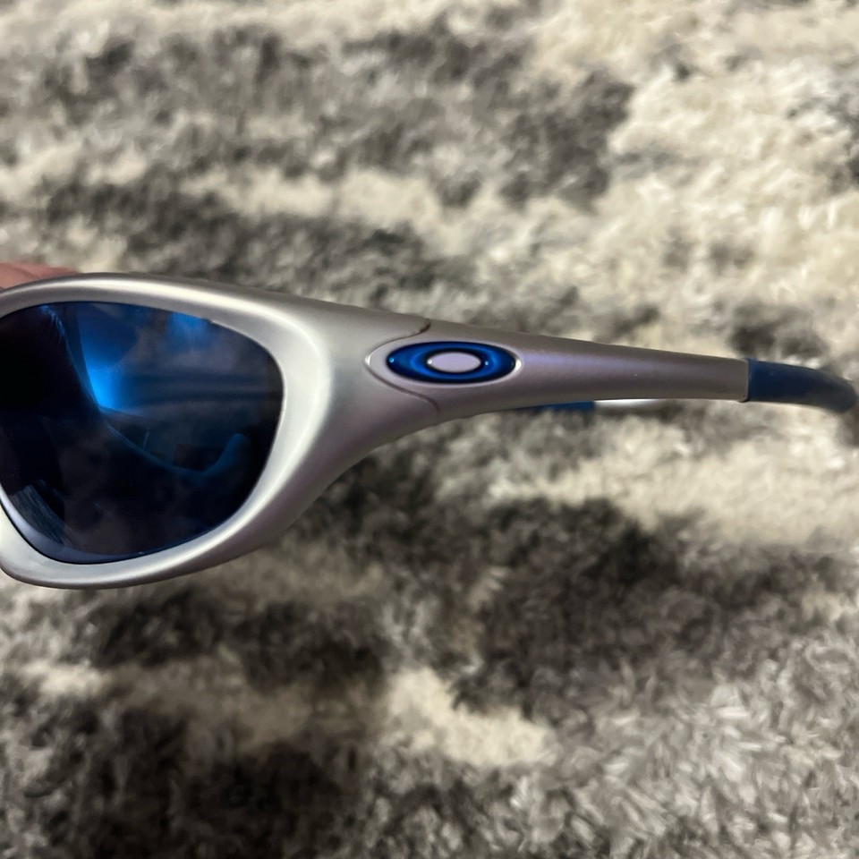 Oakley Vintage Sunglasses Metallic With Blue Lens comes With Rare ...