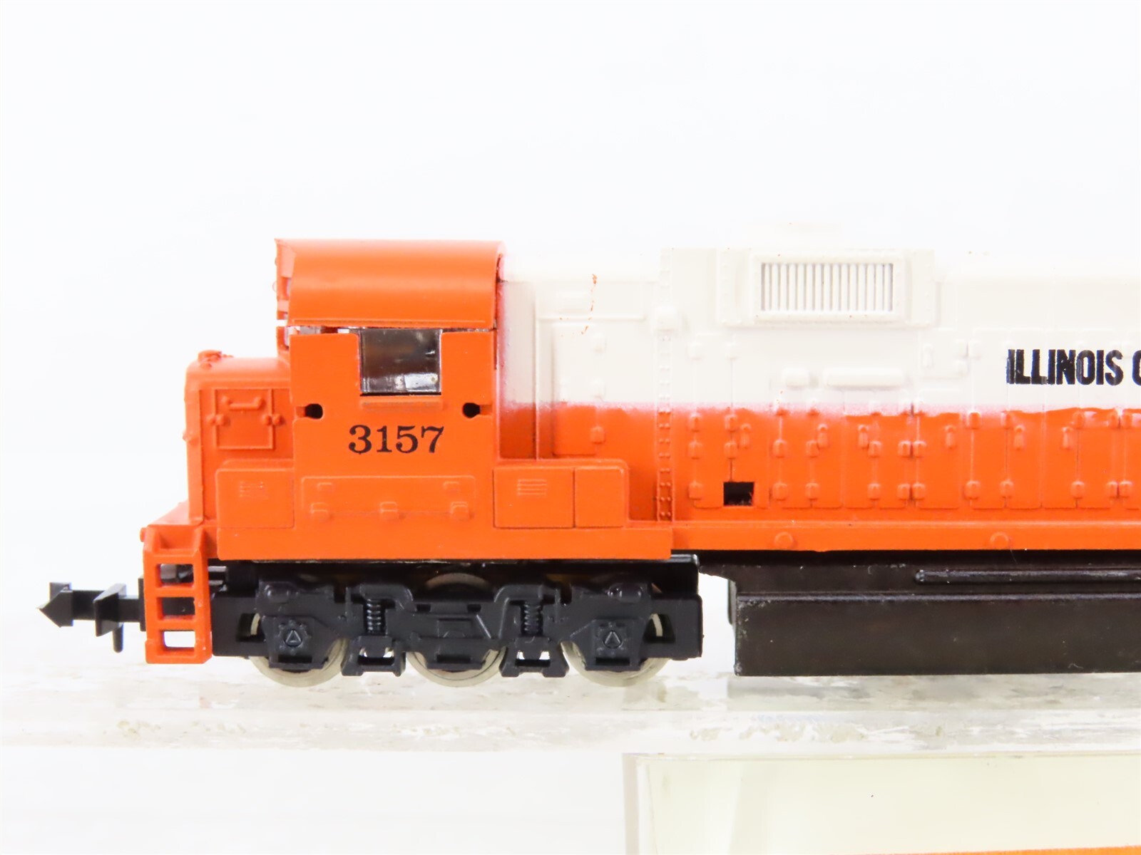 N Scale Con-Cor 0001-002253 IC Illinois Central C636 Diesel Locomotive ...