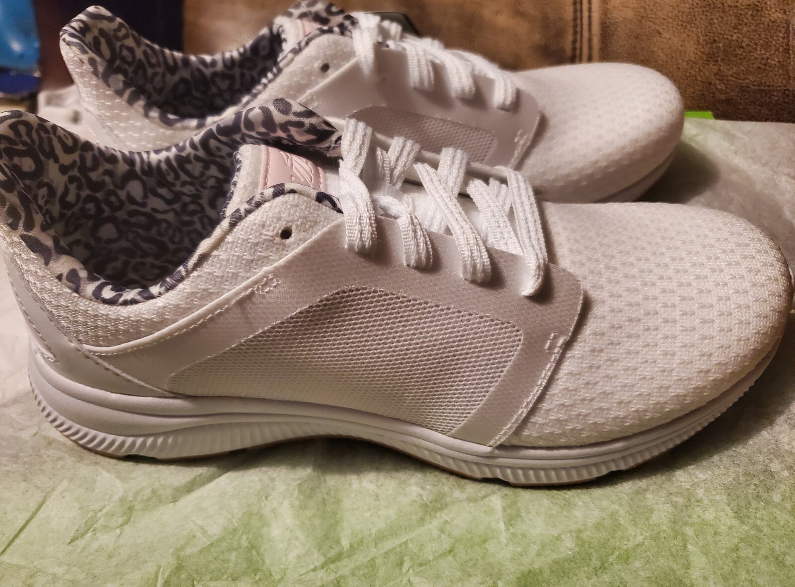 AVIA Womens Deluxe Trainer Shoes Size 71/2,8,9 1/2,9 1/2W,10.Choose and ...