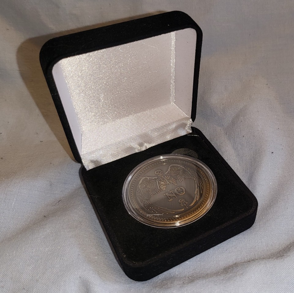 Yes No Silver Coin Box Skull Halloween Free Mason Moon Indecision Toss ...
