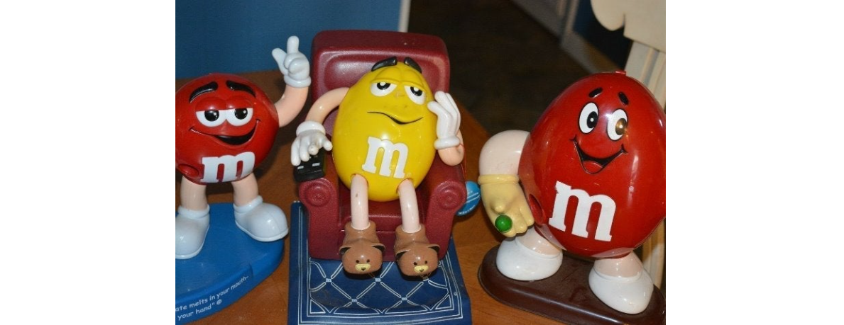 M & M RED & YELLOW SPECIAL DEAL PACKAGE SOME RARE ITEMS INCLUDED SEE ...