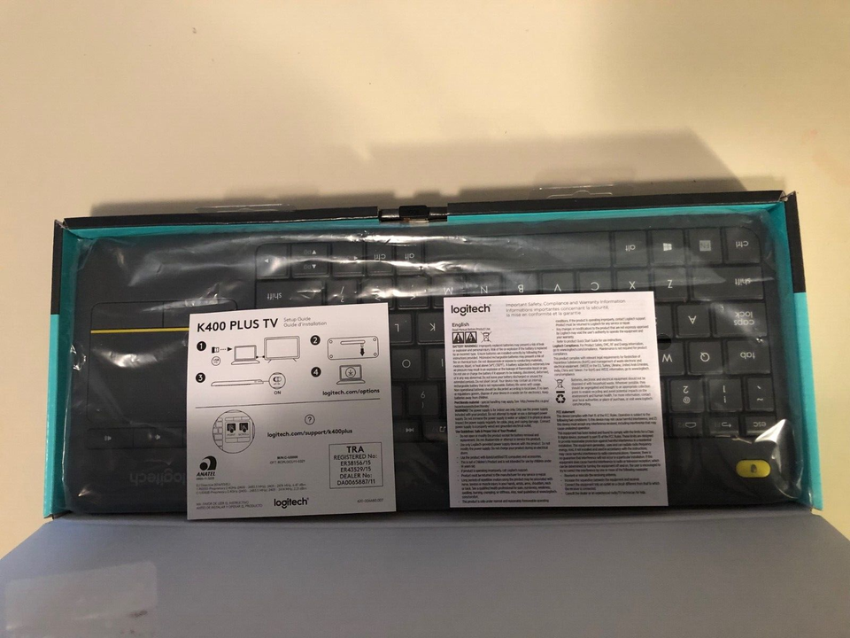 Logitech K400 Plus Wireless Keyboard for PC/TV/Laptop w/Touchpad Plus ...