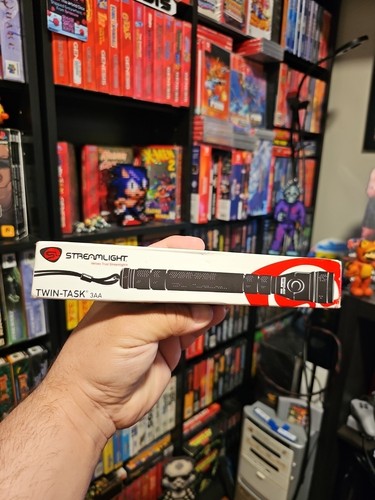 STREAMLIGHT TWIN TASK 3AA LED FLASHLIGHT BRAND NEW IN BOX Batteries ...