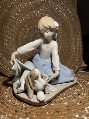 Lladro 5688 Dog' Best Friend Girl with Dog Porcelain Figurine ~ Please ...